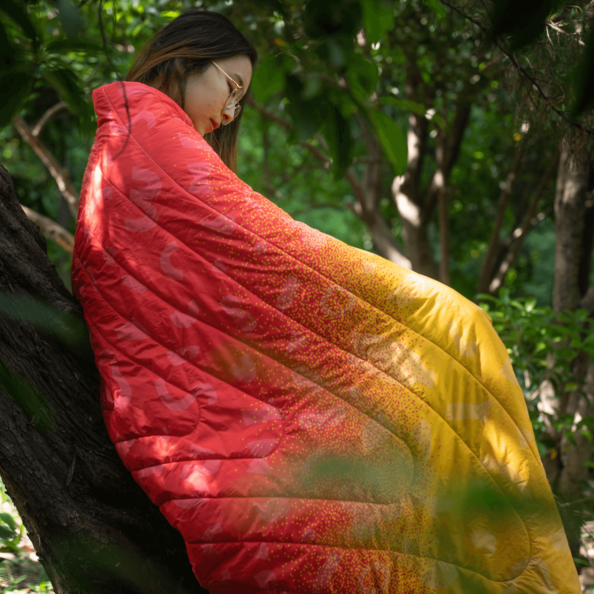 Bulk Supply DWR Waterproof Nylon Puffy Blanket - Olive Home